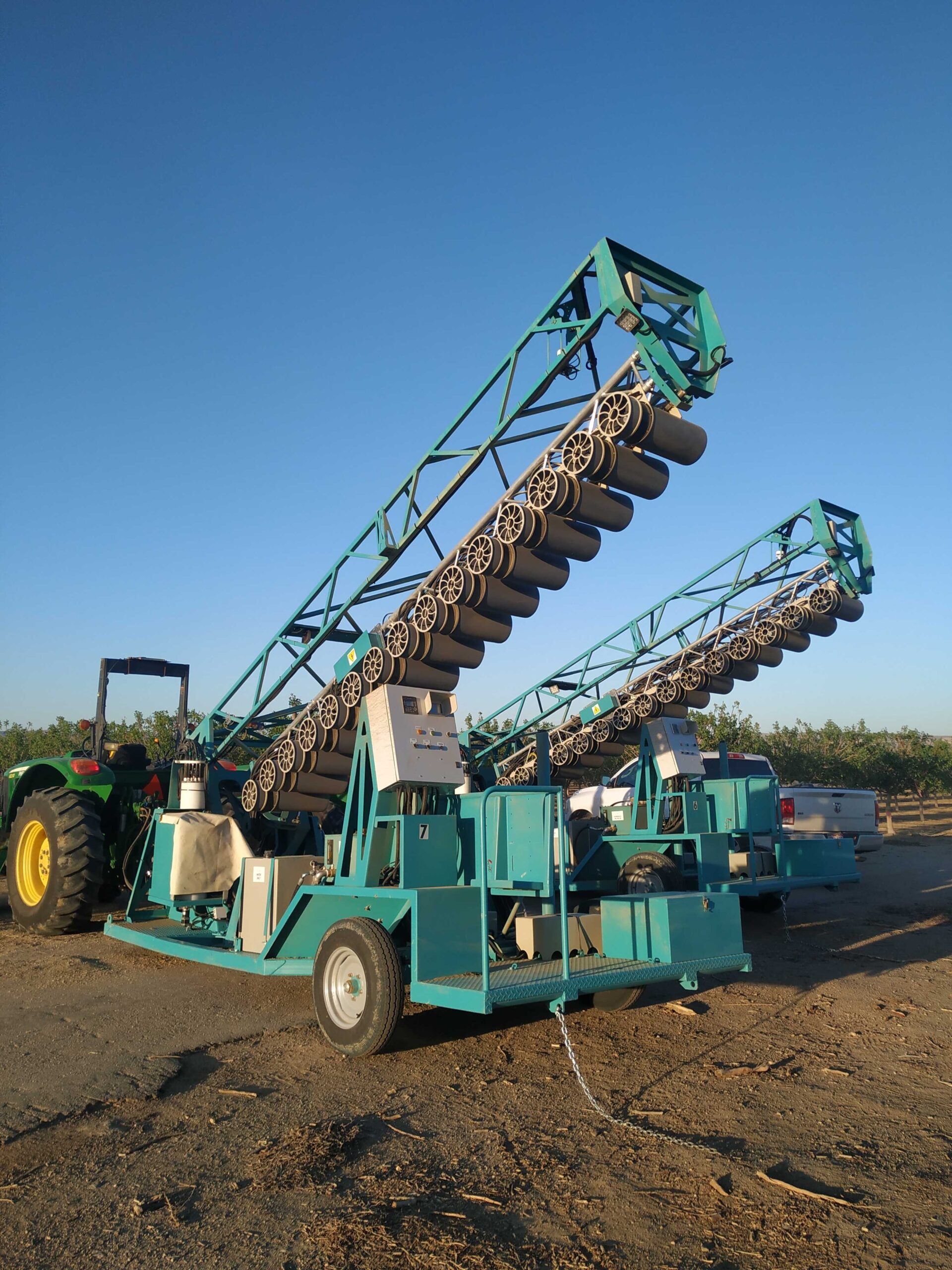 Edete's pollination services boost pistachio crop by 19% in California ...